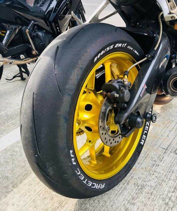 Metzeler Racetec RR K1 + K2 - UK stock. FAST DELIVERY.