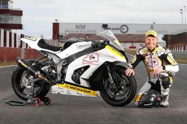 Dunlop KR106 + KR108 Racing Slicks - TT-winning motorcycle racing tyres