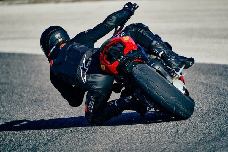 Pirelli Diablo Rosso 4 Corsa tyres - UK stock. FAST DELIVERY.