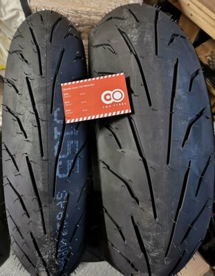 Dunlop Qualifier Core - Two Tyres - Discount motorcycle tyres