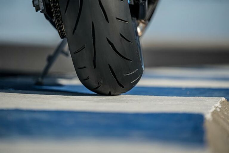 Bridgestone S23 - Motorcycle tyres » UK Stock
