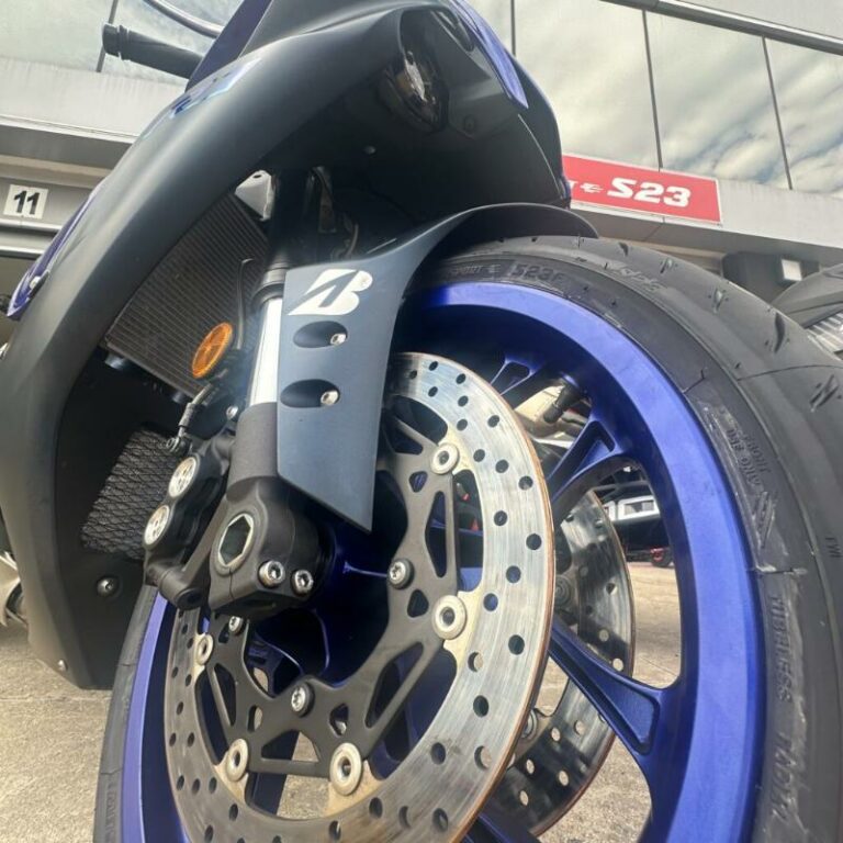 Bridgestone S23 - Motorcycle tyres » UK Stock
