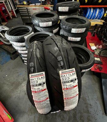 Bridgestone S23 - Motorcycle tyres » UK Stock
