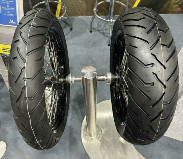 Michelin Anakee Road - UK stock. FAST DELIVERY.